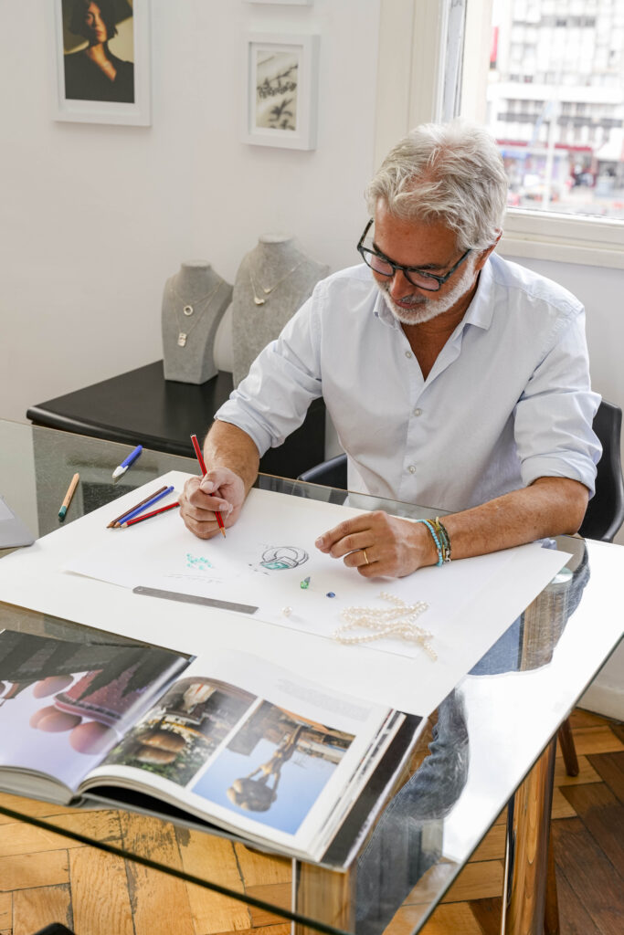 La magia de la joyería: celebrando el Día del Joyero y Relojero ...